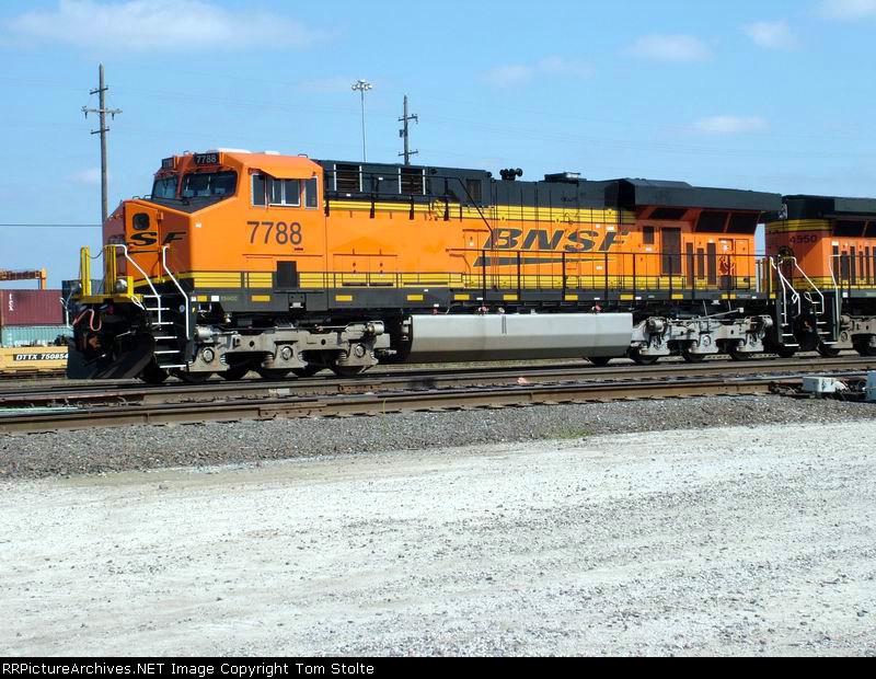 BNSF 7788